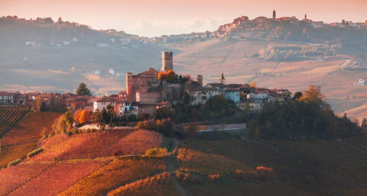 Langhe: What to see and do with map